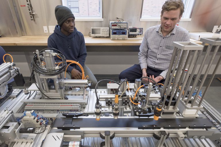 Peter B. Moore Advanced Technology Centre - Georgian College