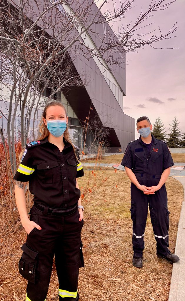 Advanced Care Paramedic students to administer COVID-19 vaccinations in ...