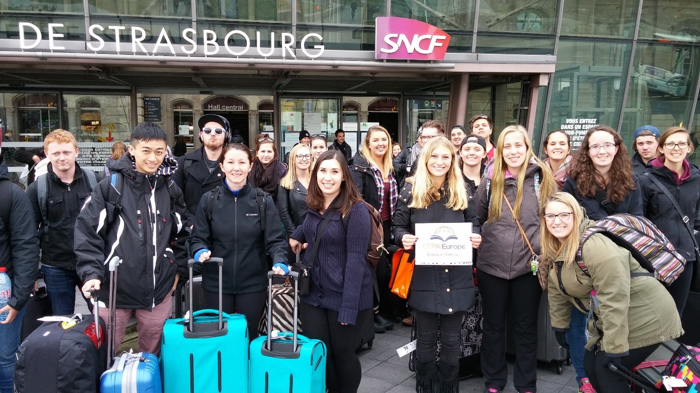 Students learn about the world during Semester Abroad program ...