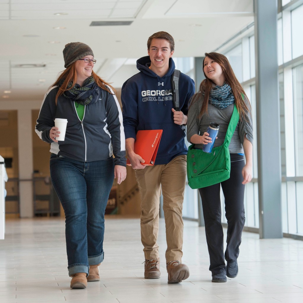 Georgian College reaches out to Everest College students - Georgian College