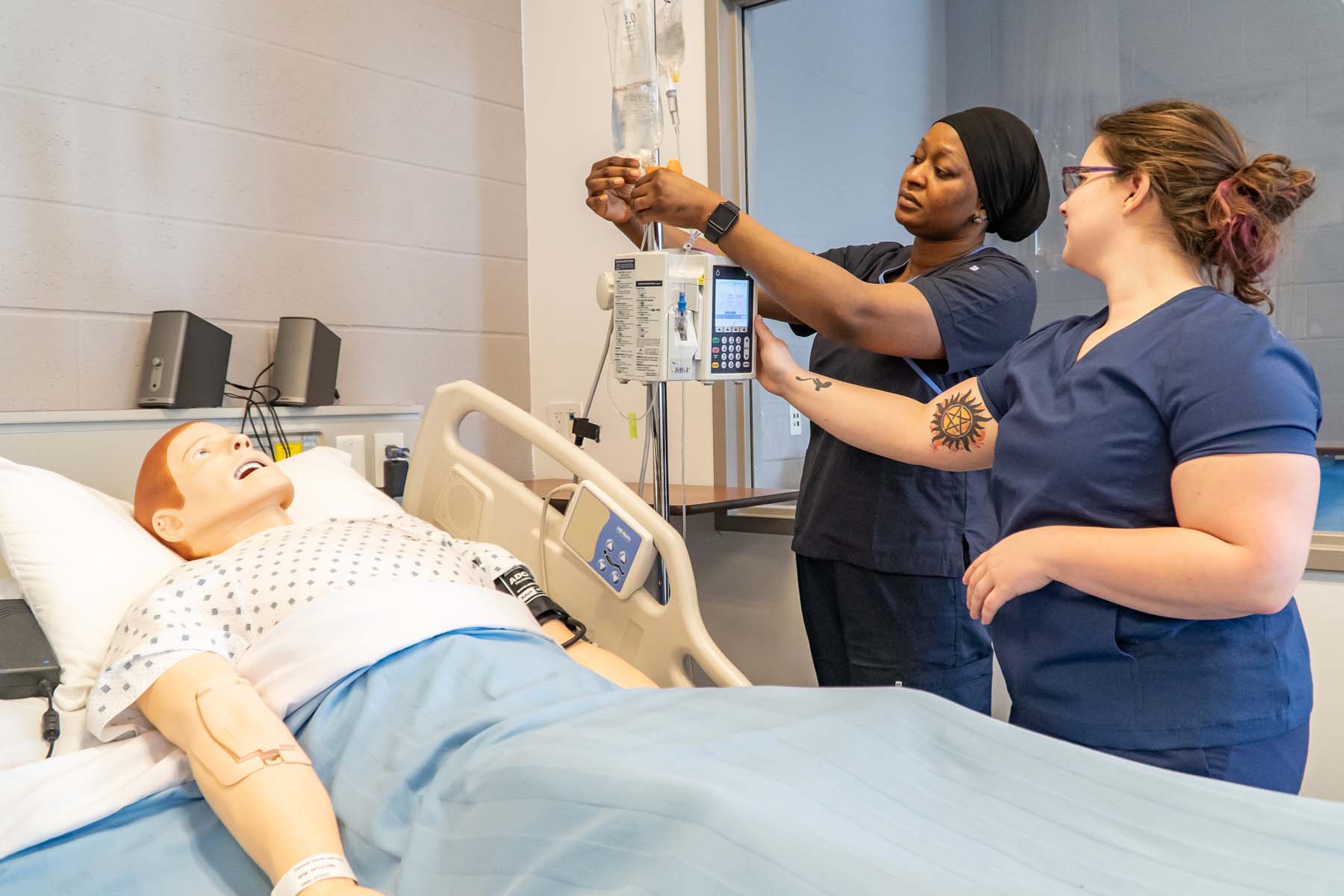 360-degree tour of a nursing lab - Georgian College
